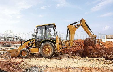 Caterpillar’s new 424B backhoe loader launched in Chennai – Motorindia