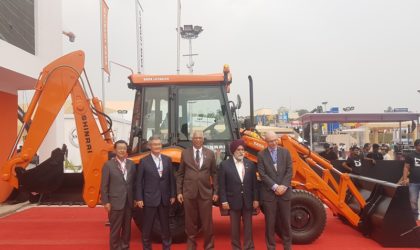 Tata Hitachi unveils all new backhoe loader SHINRAI – Motorindia