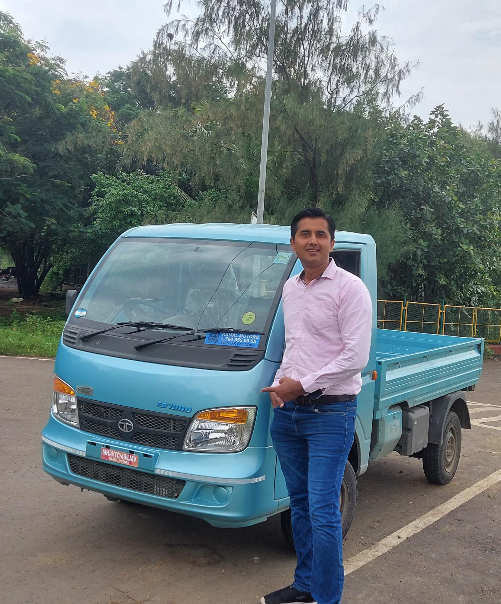 Tata ACE EV 1000: The Versatile Electric Mini-Truck with 1-Tonne ...