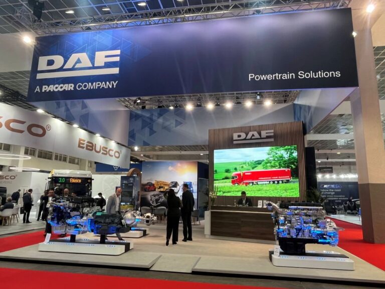 DAF Highlights Mild Hybrid and Hydrogen Solutions at Busworld 2025 ...