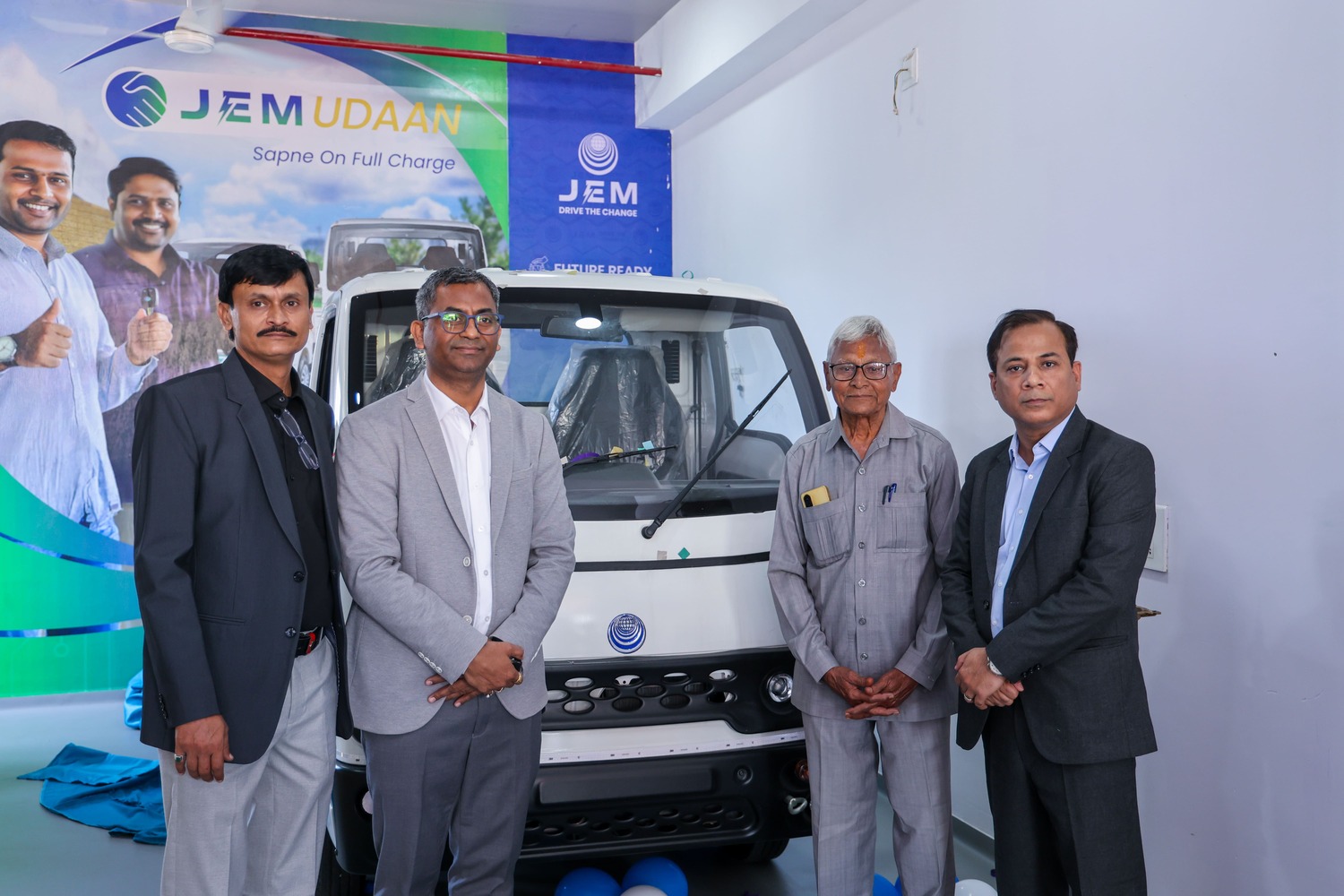 Jupiter Electric Mobility Expands Nationwide Dealership Network with ...